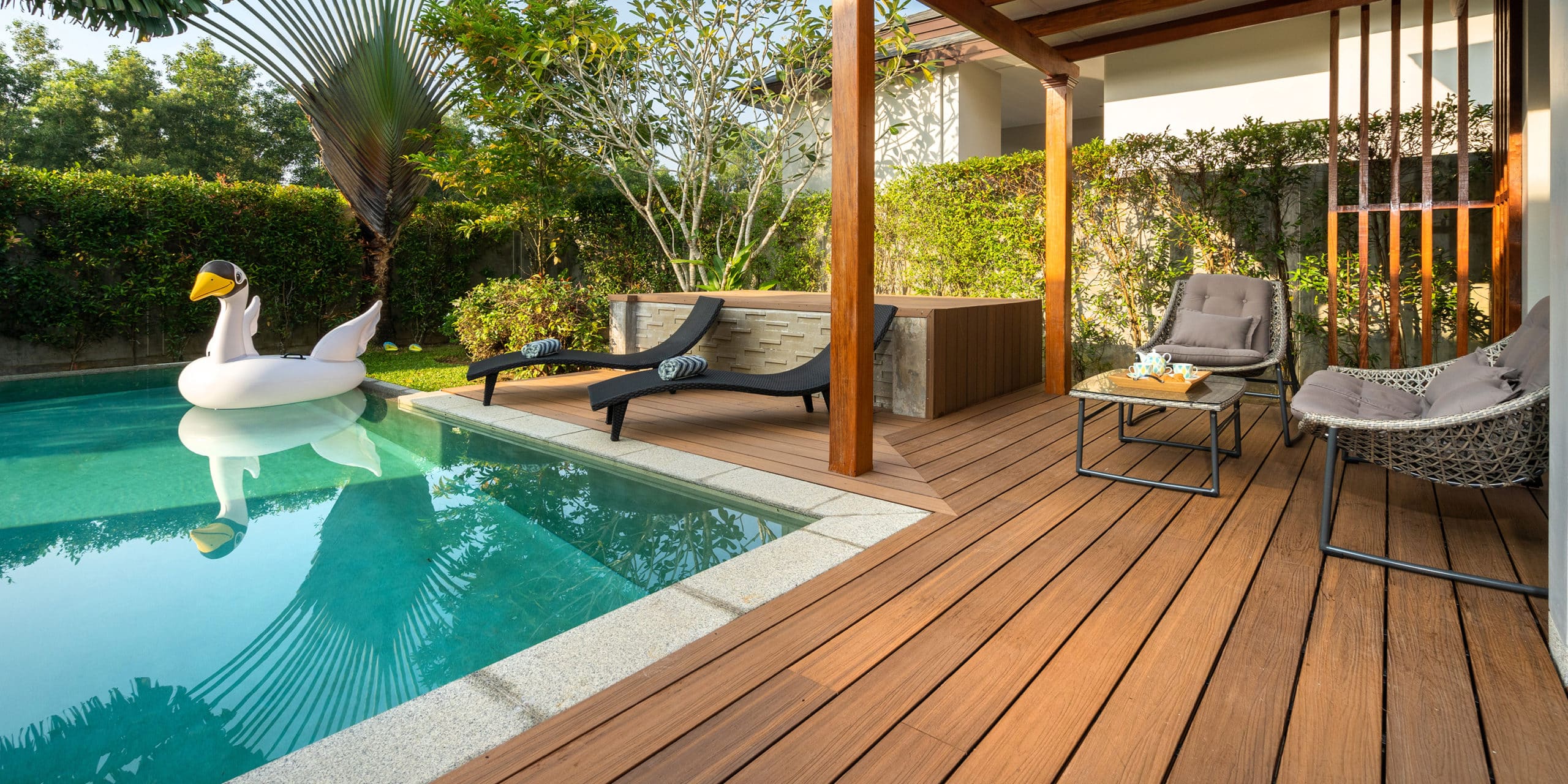 About - Clearly Amazing Exterior Cleaning and Maintenance