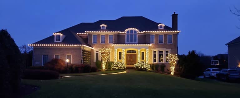 Clearly Amazing - Professional Holiday and Christmas Light Installation